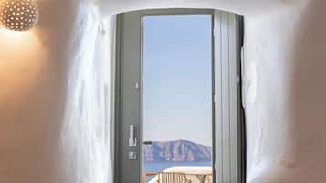 Executive Suite Outdoor Hot Tub Caldera View | Roupas de cama de algodão egípcio, roupas de cama premium