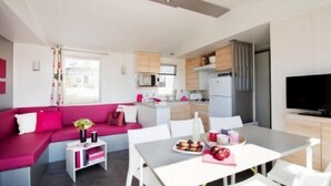 Casa Móvel (Premium Orchidée 3 chambres) | Sala