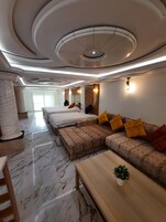 Apartamento, 2 quartos | 1 quarto, cofre no quarto, cortinas/cortinados opacos 