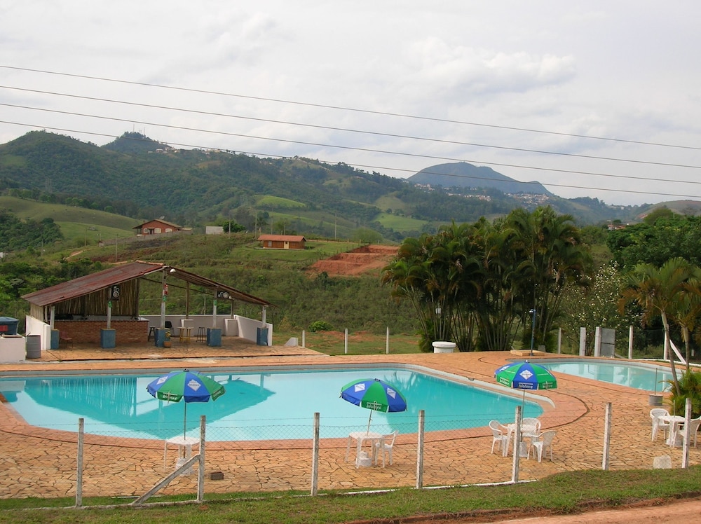 Chalés Parque Aquático - Serra Negra