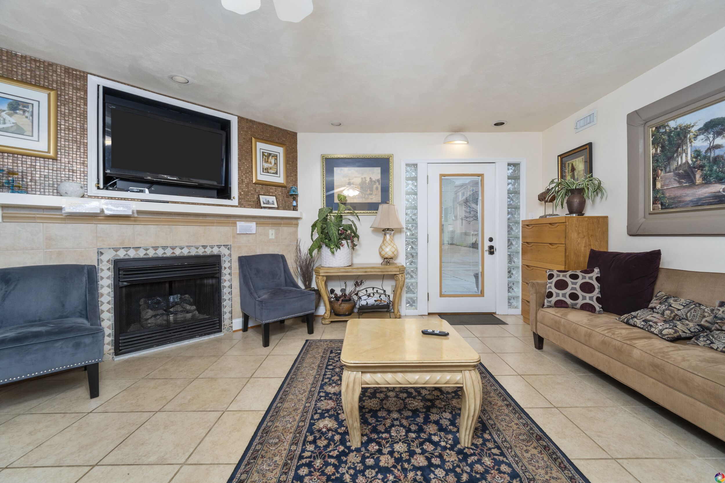 10bd/10ba Large Beach Home, Indoor Pool In Virginia Beach - Virginia Beach, VA