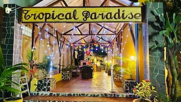 Fachada da propriedade