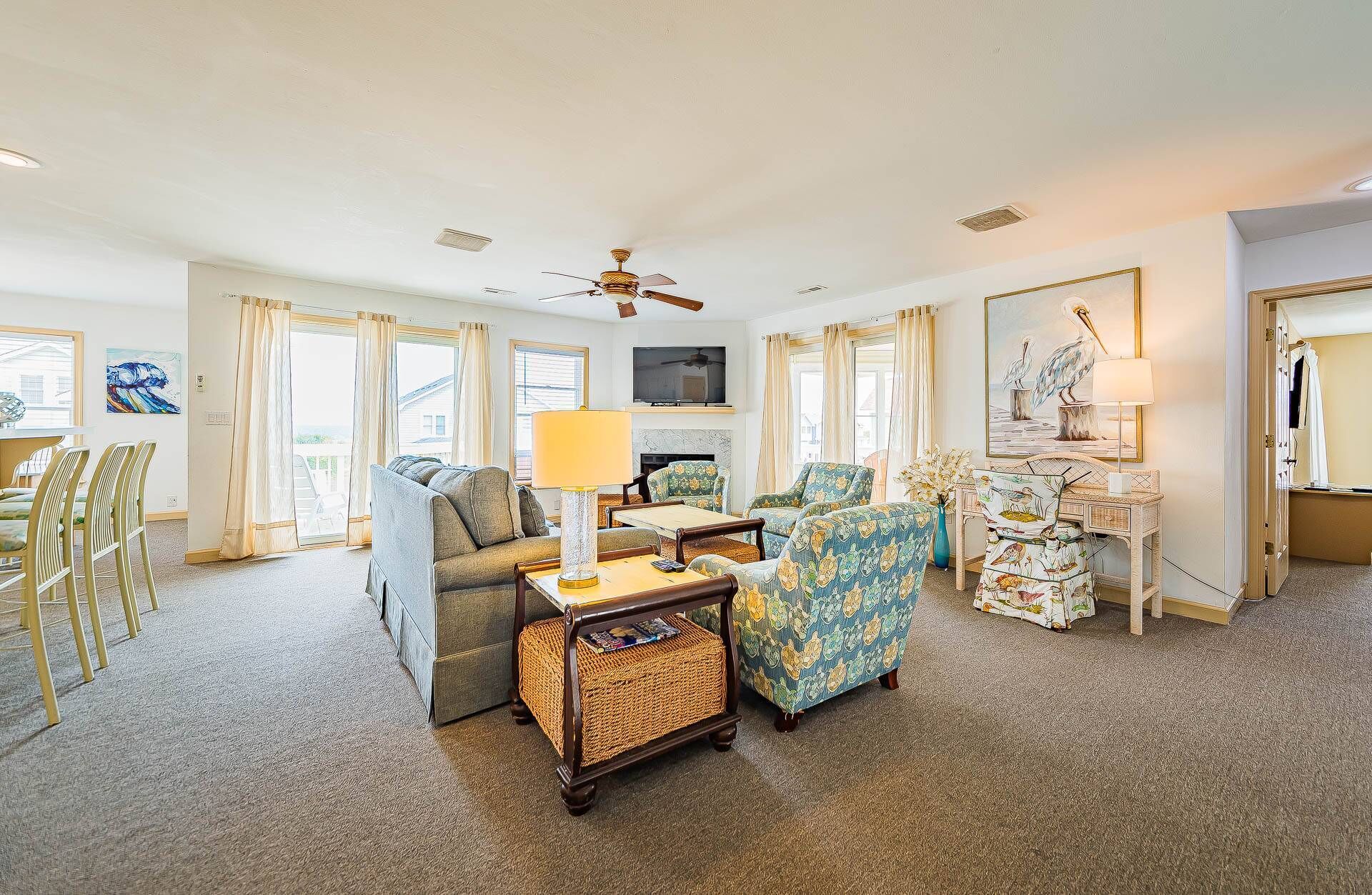 A Beach Ball - Corolla, Crown Point, Ocean View, 50 Ft To Beach, Community Pool, Hot Tub, Pets Ok - Duck, NC