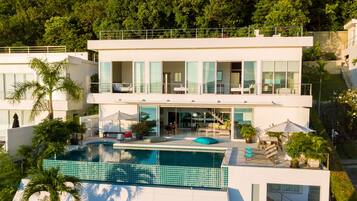 3 Bedrooms Sea View Pool Villa | Exterior