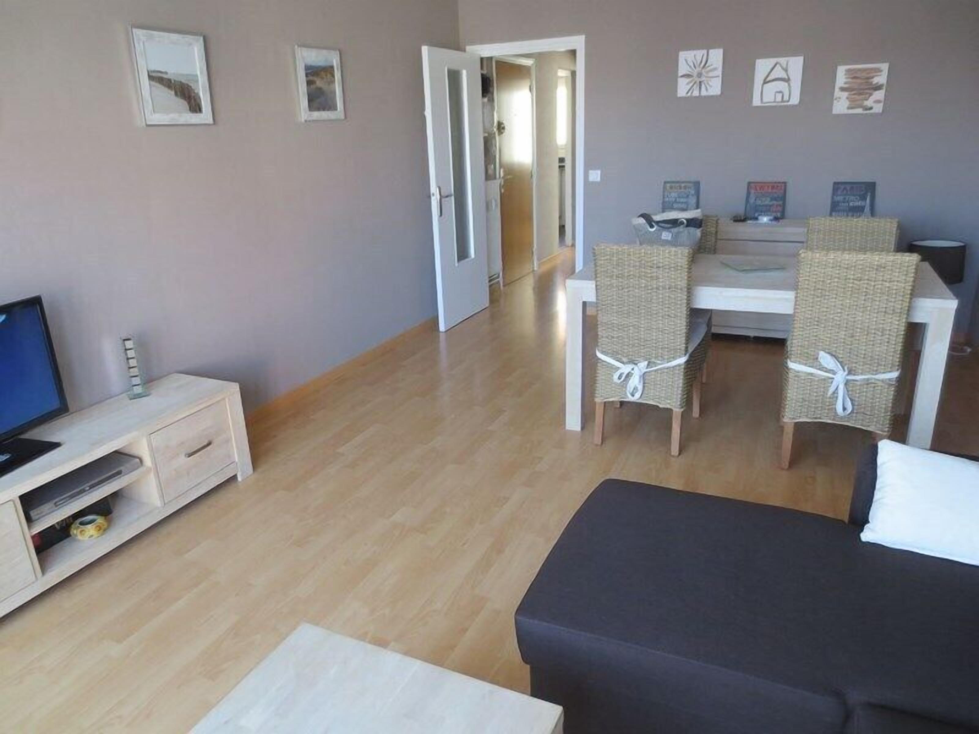 Gd Large 110 : Pleasant T2 With Side Sea View, 1 Bedroom, Sleeps 4 Le Touquet - 르 뚜께-빠히-쁠라쥬