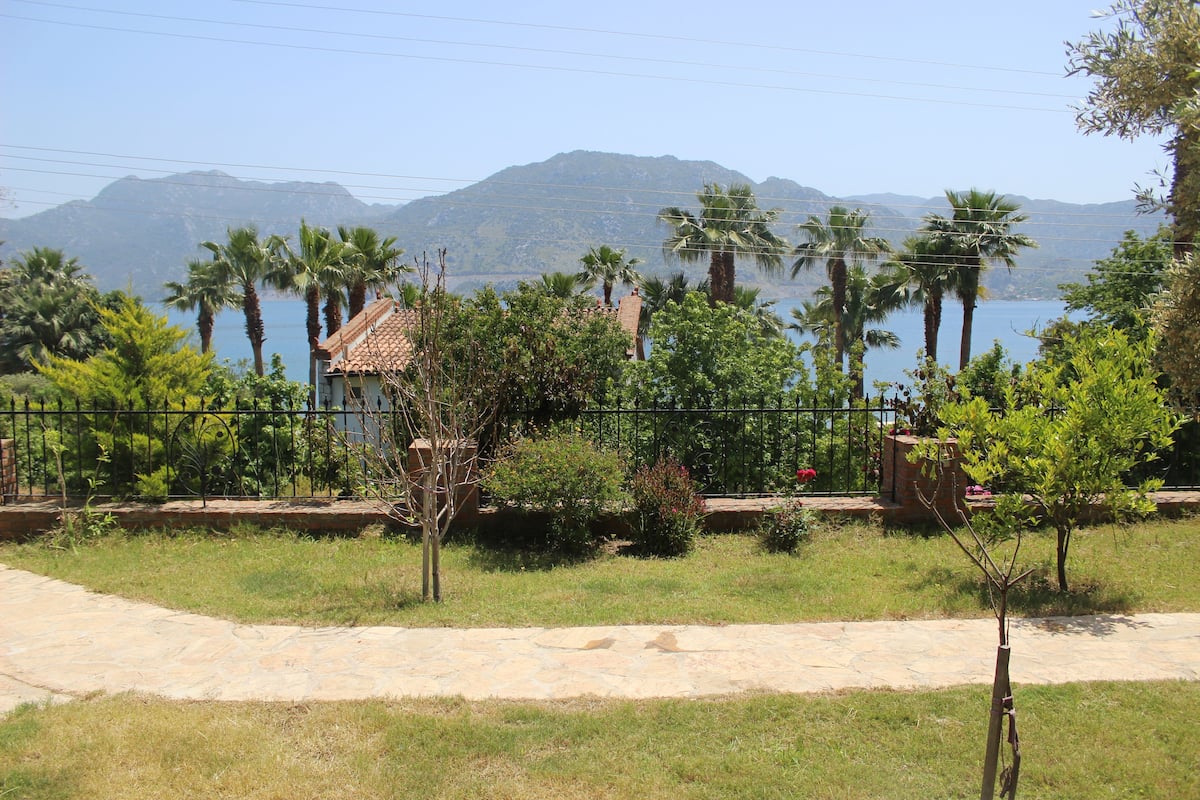 Apartamento Familiar, 2 quartos | Vista para o jardim