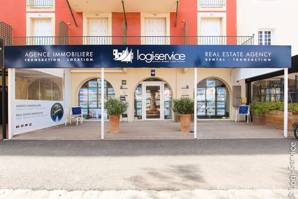 Close To The Beach, Flat 5 Persons - Grimaud