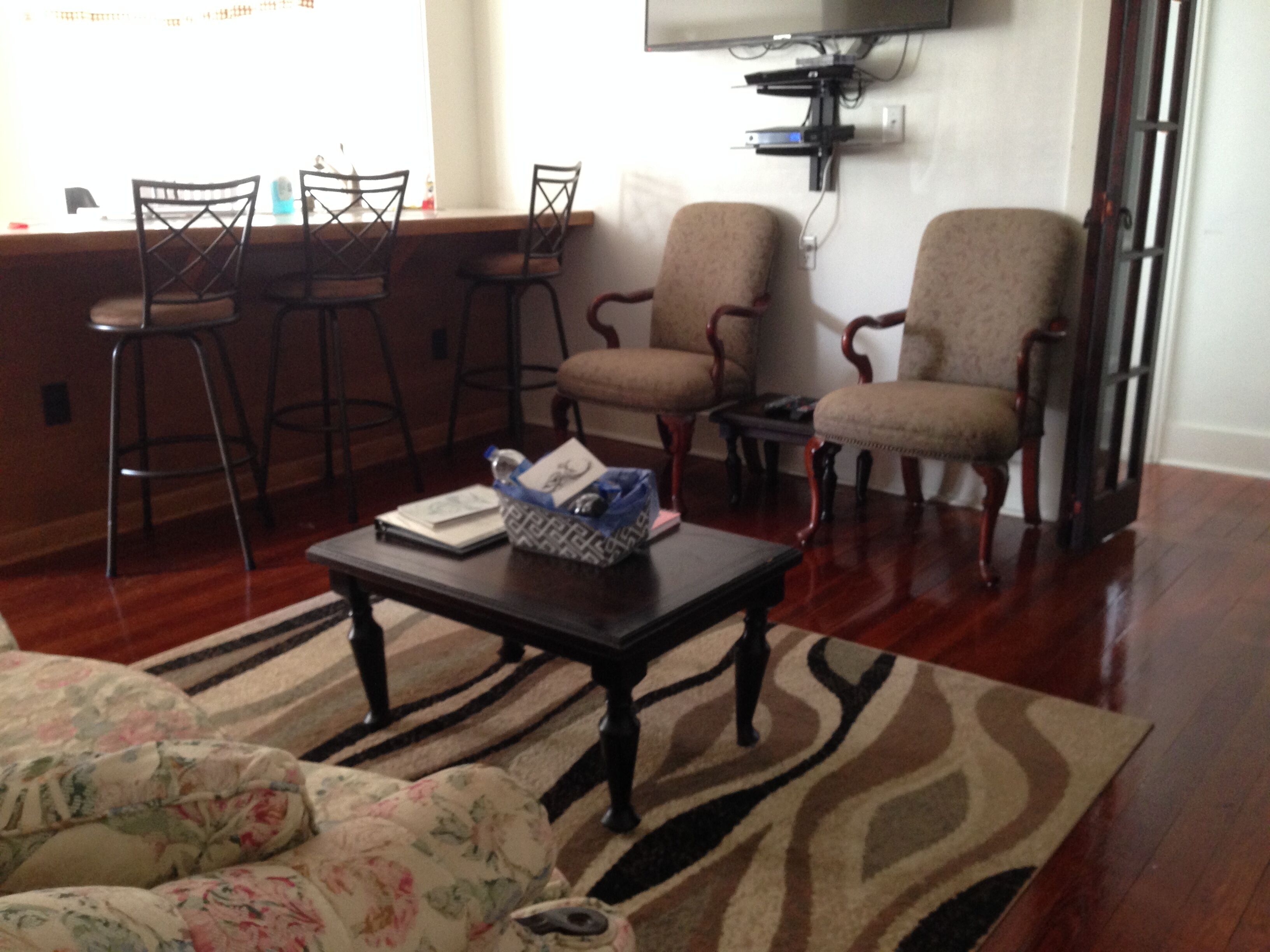 Top Floor Of Victorian, 2/2, Near Stetson, Sky Diving, Springs, River, Beaches - DeLand, FL