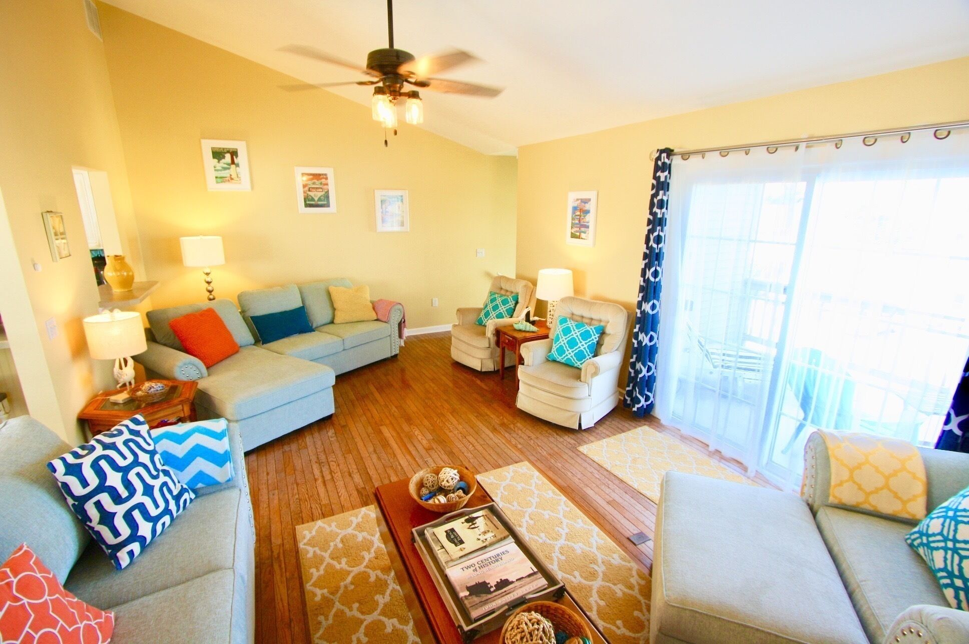 7houses2beach,linens&towelsincbedsmadepeak,2balconies,pvtyard,wifi - Beach Haven, NJ