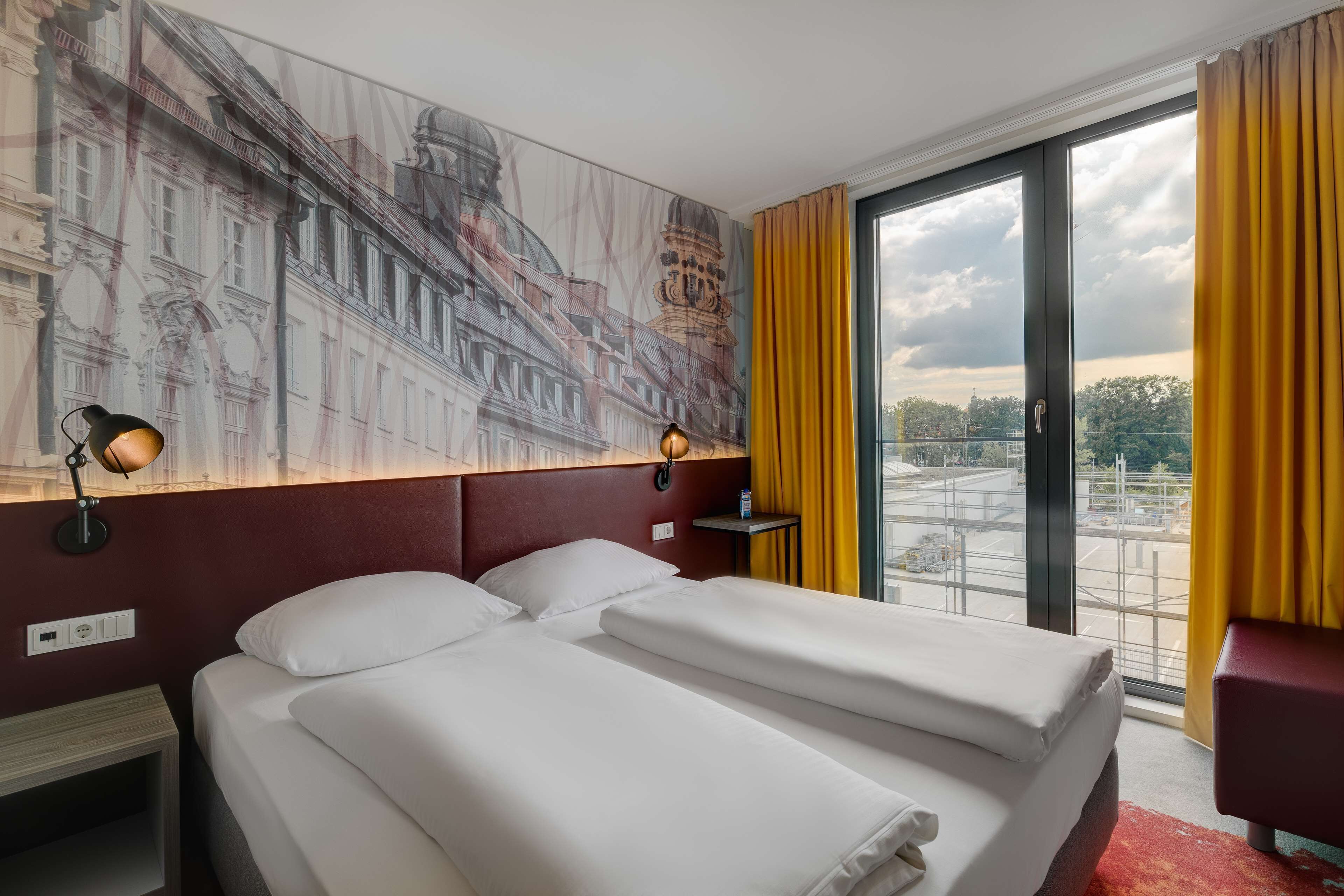 Quarto standard, 1 cama de casal | Cortinas blackout, quartos à prova de som, Wi-Fi de cortesia