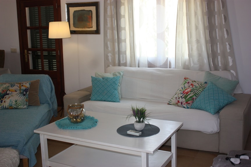 House Ideal For Families With Children, Large Garden With Pool And Playground - Mallorca