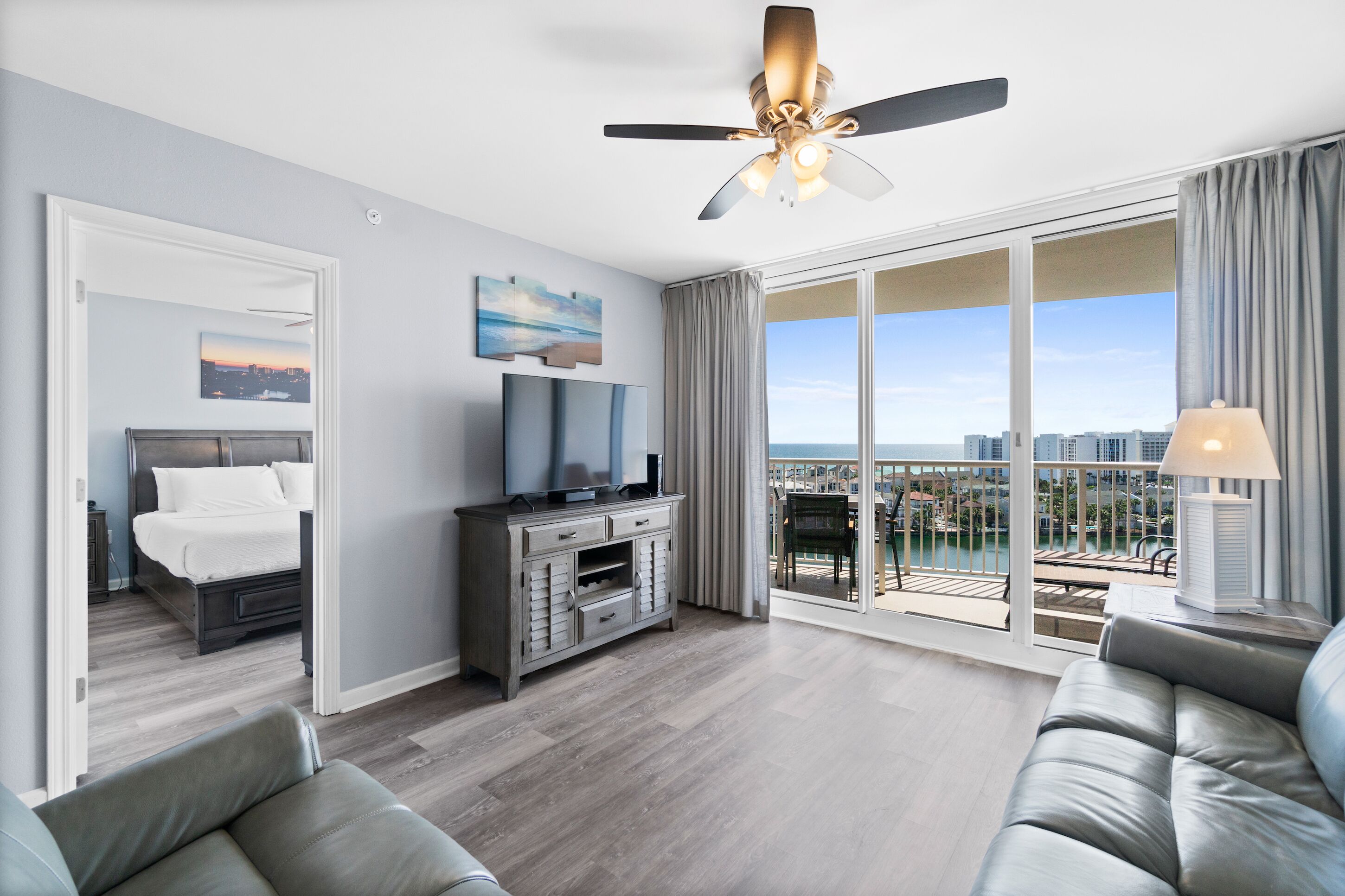 Terrace At Pelican 1002- Beachfront, 3 Pools, Hot Tub, Tiki Bar, Family Friendly - Florida Panhandle, FL