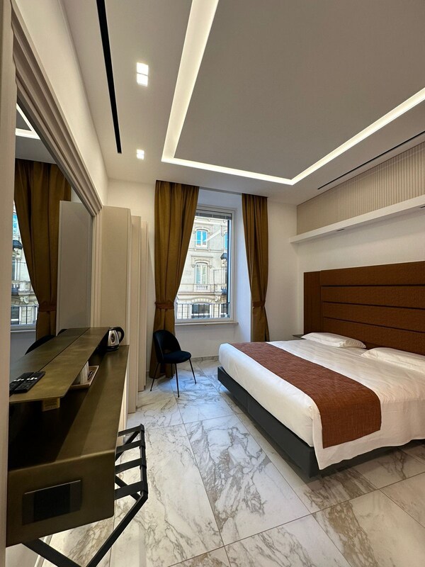 Maison Tritone - Rome