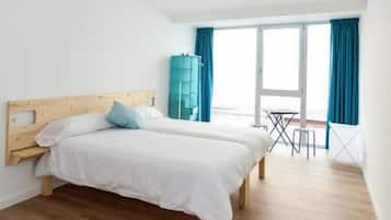 Quarto casal ou duplo, banheiro privativo | Roupas de cama antialérgicas, edredons de pluma, quartos à prova de som