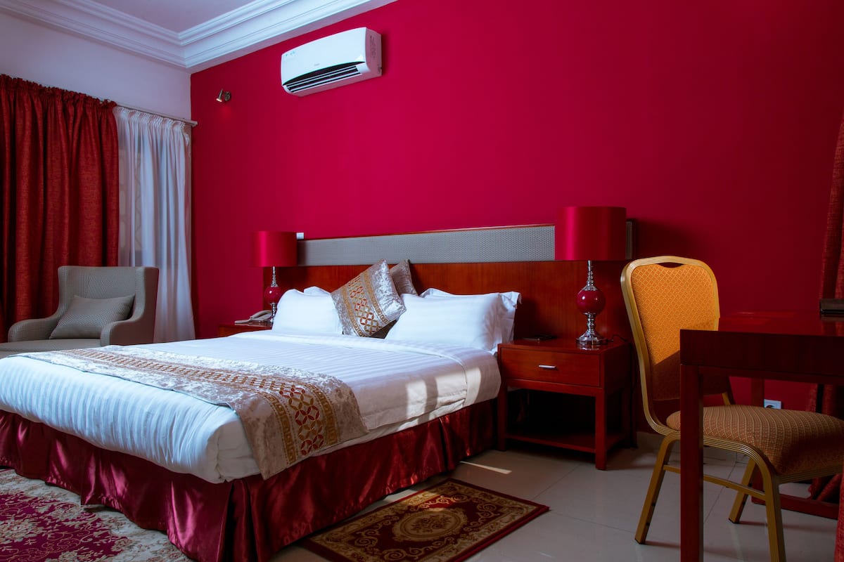 Cofres nos quartos, individualmente decorados