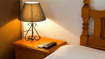 Cortinas blackout, quartos à prova de som, Wi-Fi de cortesia