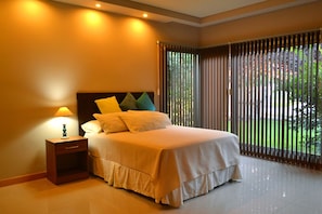 Casa Deluxe, 3 quartos | 3 quartos, ferro/tábua de engomar, camas desdobráveis, Wi-fi grátis 