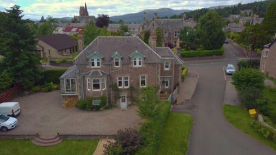 Fir Tree B&B at Galvelbeg House