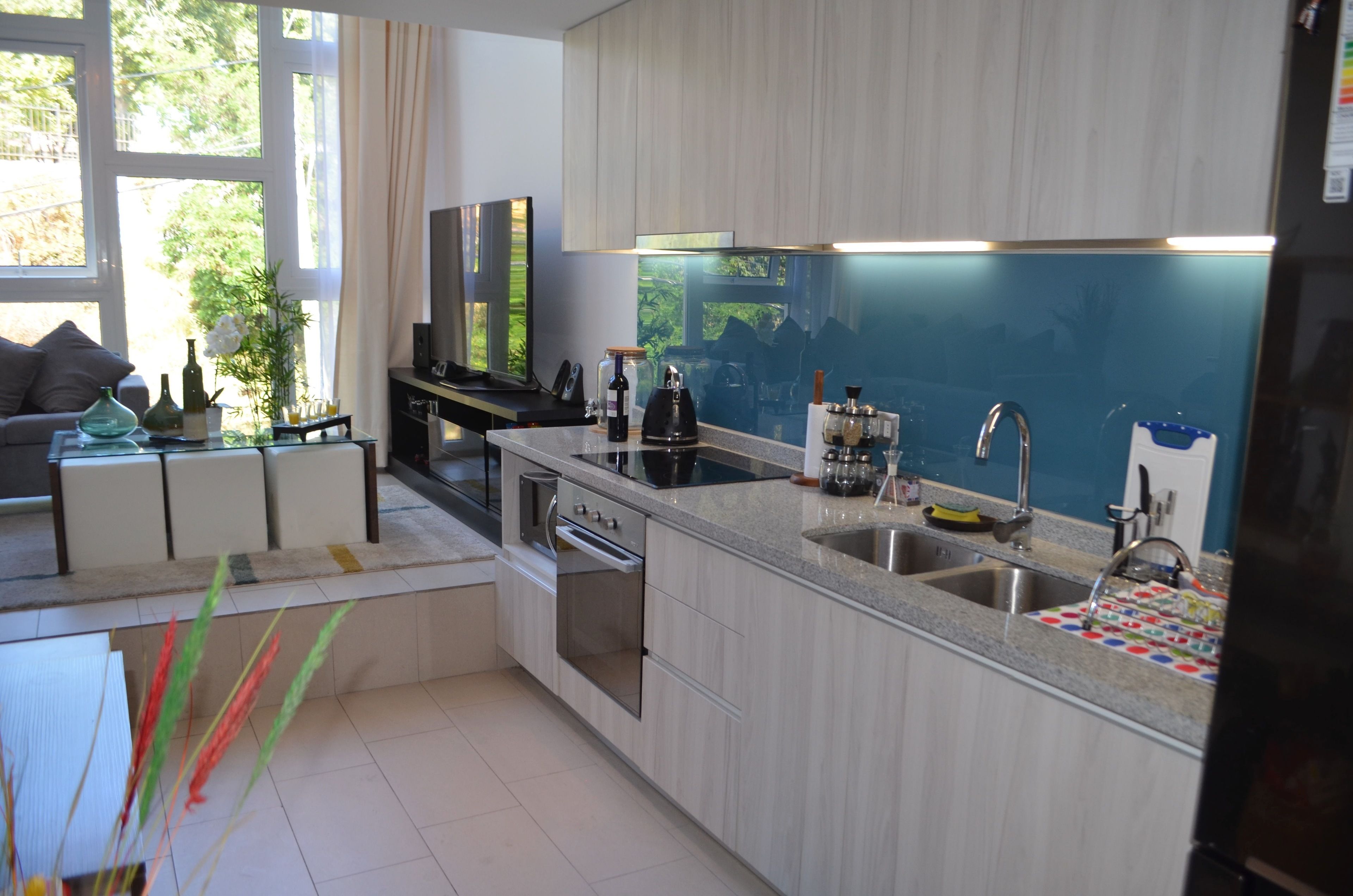 Loft luxo, 2 quartos, terraço, vista para o oceano | Cozinha privada | Geladeira, micro-ondas, fogão, cooktop