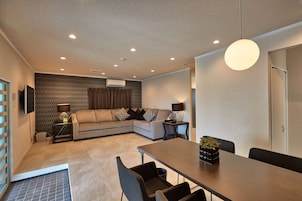 Vila | Área de estar | TV de tela plana