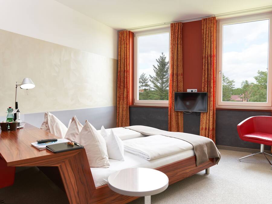 Quarto Duplo Básico | Secretária, quartos insonorizados, ferro/tábua de engomar, Wi-fi grátis