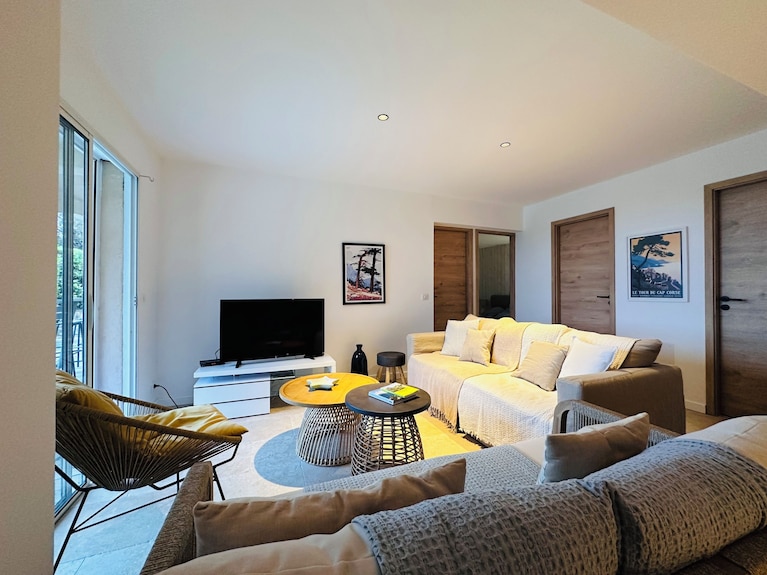 8 Slaapkamerhuis Met Prachtig Uitzicht Op Zee En Zwembad - Corsica