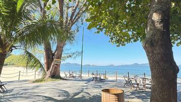 Apartamento Básico | Terrenos do alojamento