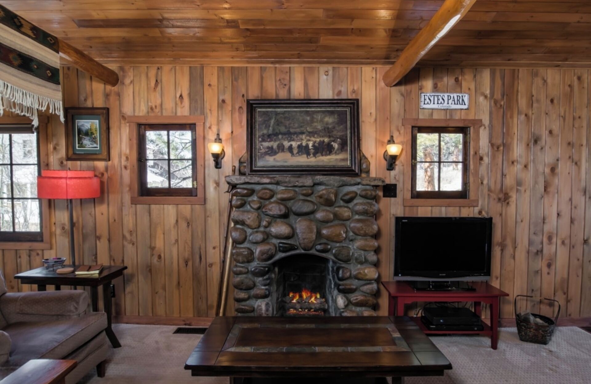 Experience A Charming Renovated 1921 Cabin. 5 Minute Walk To Downtown, Lic #3119 - Estes Park, CO