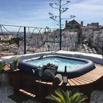 Quarto Duplo Deluxe | Banheira de hidromassagem