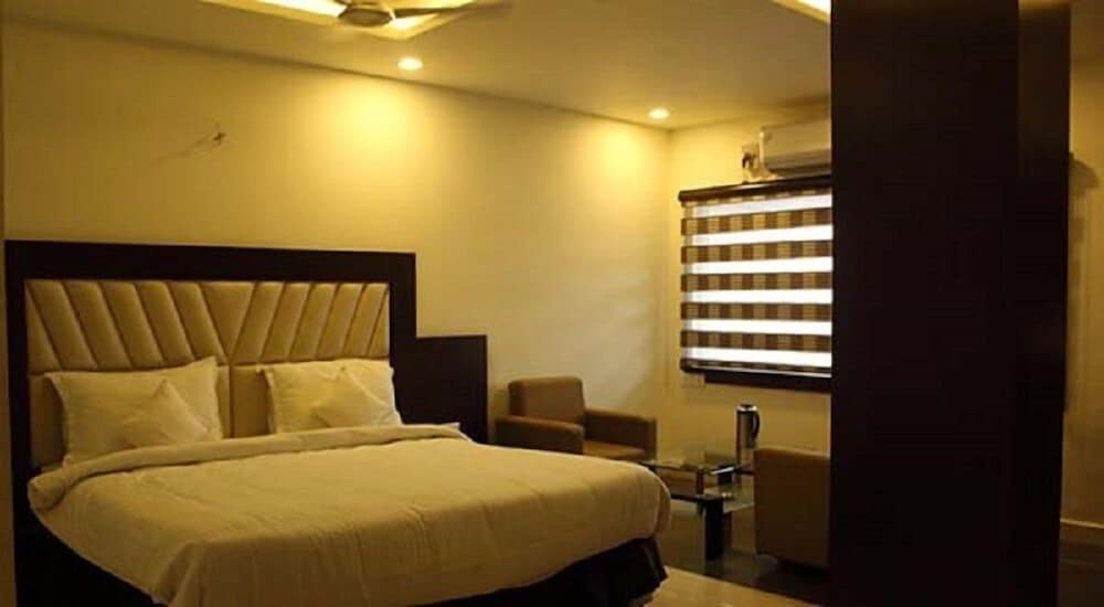 Hotel Grand Meridian - Katni