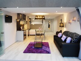 Estúdio, casa de banho anexa (EQUI OPEN SPACE) | Vista da varanda