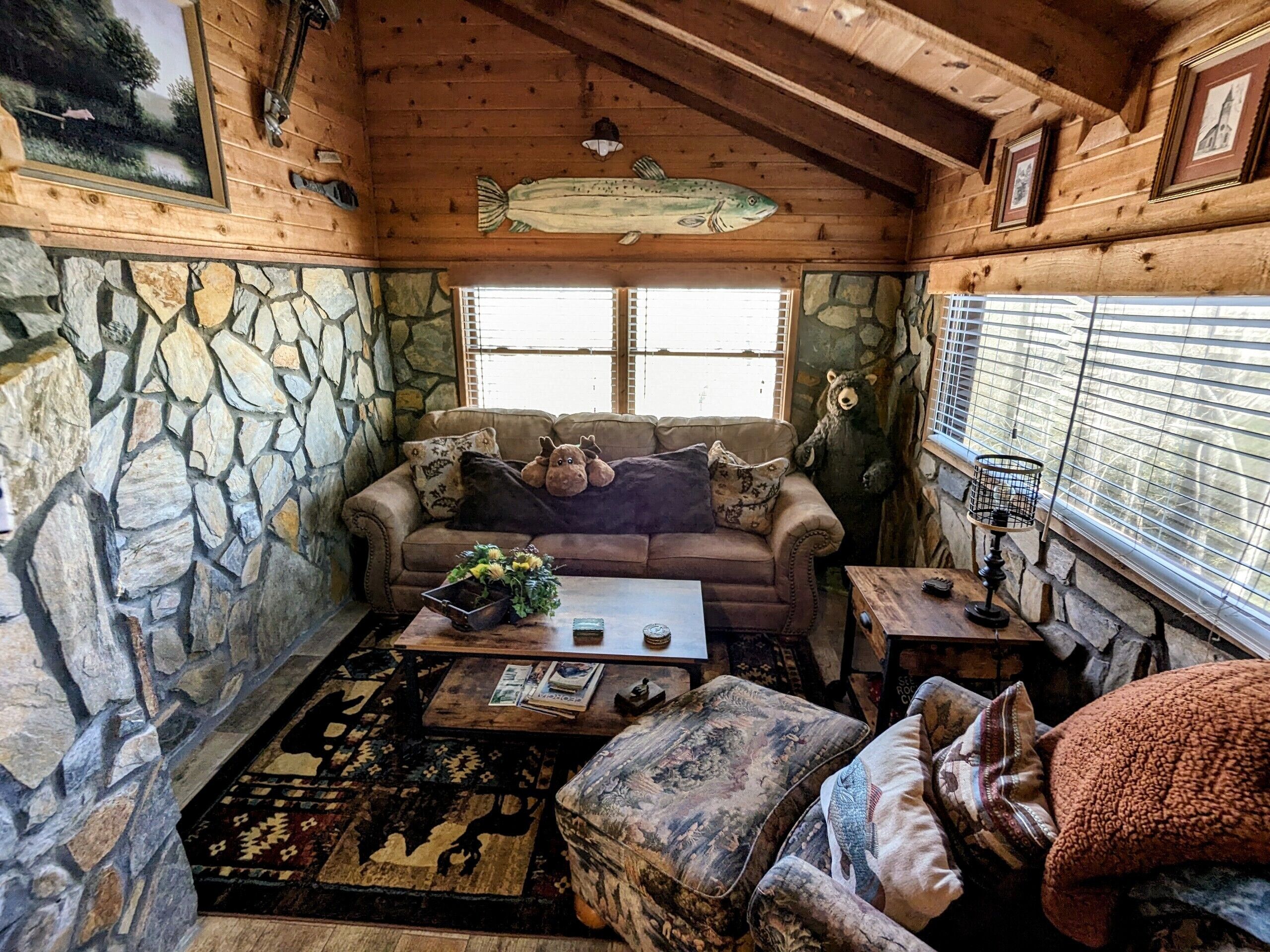 Cozy Romantic Cabin With Beautiful View! Hot Tub! Near Downtown! As Low As 125! - Blue Ridge, GA
