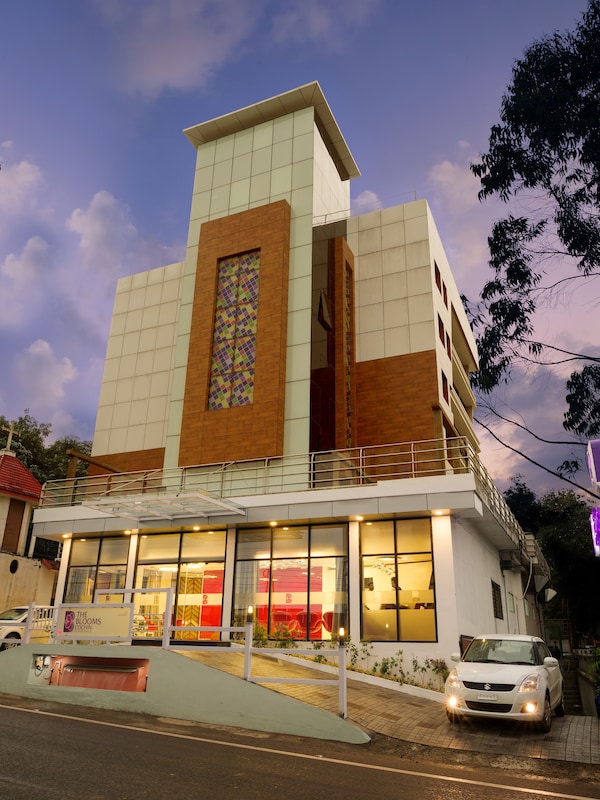 The Blooms Cochin - Kochi