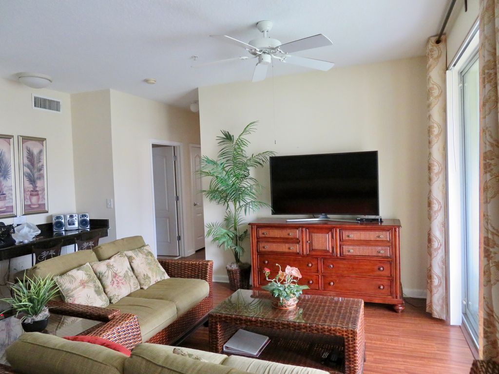 Water View*4 Bedroom/elevator/5 Star Condo* Disney Area - Celebration, FL