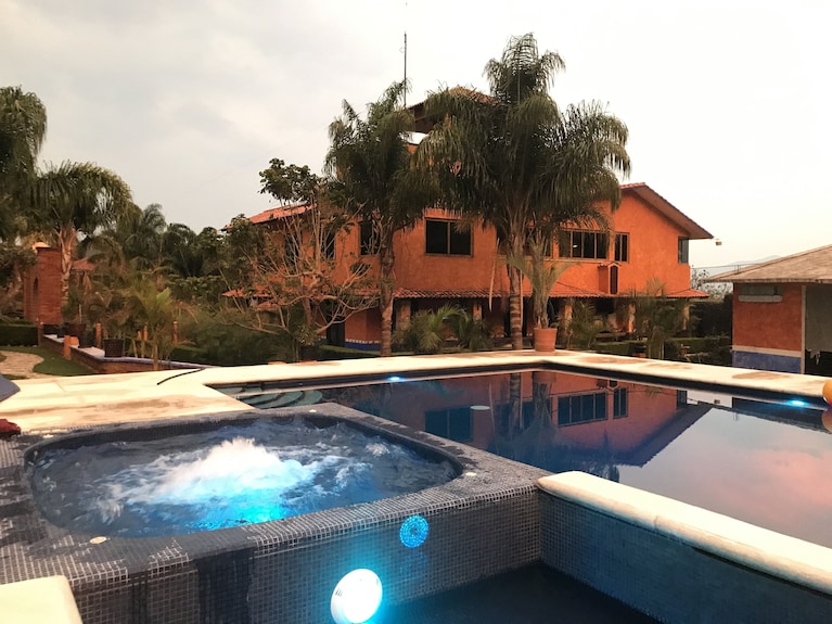 Glamping In Het Green Hills Mansion - Guerrero