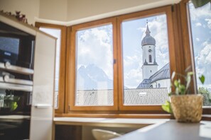 Apartamento luxo, 4 quartos (incl. cleaning fee 90 EUR) | Vista do quarto