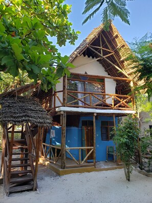 Cofre no quarto, com decoração personalizada, Wi-fi grátis 