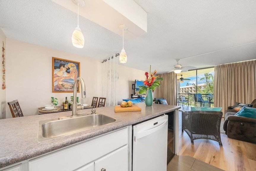 Maui Sunset B402 Oceanfront 1bedroom Getaway W Pool - Maui, HI