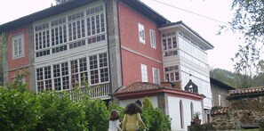 Fachada da propriedade