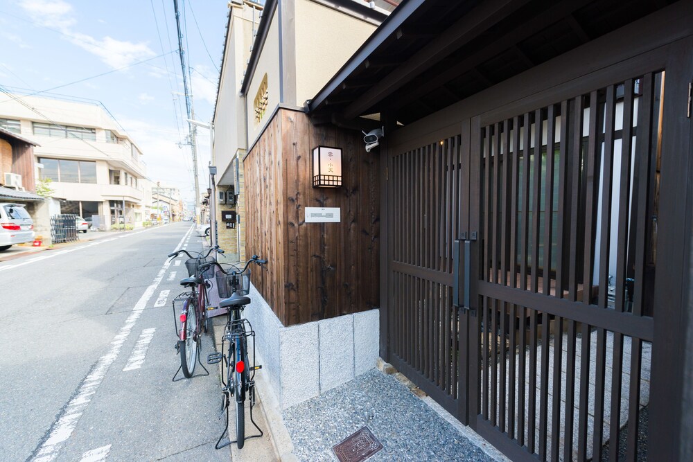 Kumomachiya Benzaiten - Kyoto