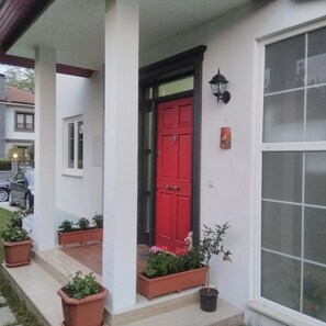 Entrada do alojamento