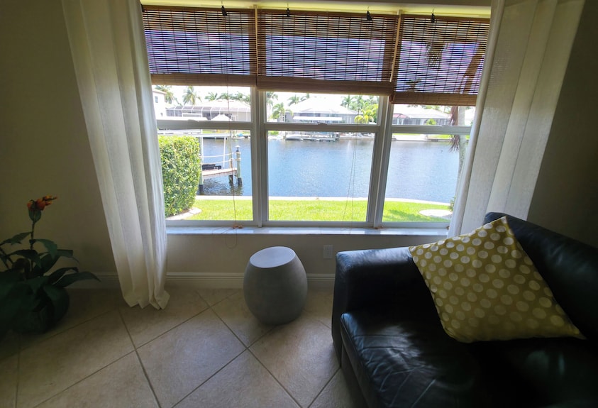 Modern Luxury Villa, South-facing, Boat (Optional),rental Prices Incl. 11.5% Tax - Sanibel Island, FL