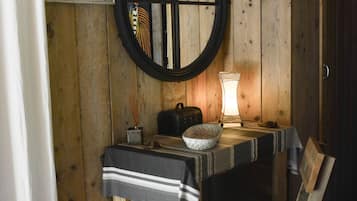 Tenda Deluxe, casa de banho anexa (Petit Lodge) | Interior