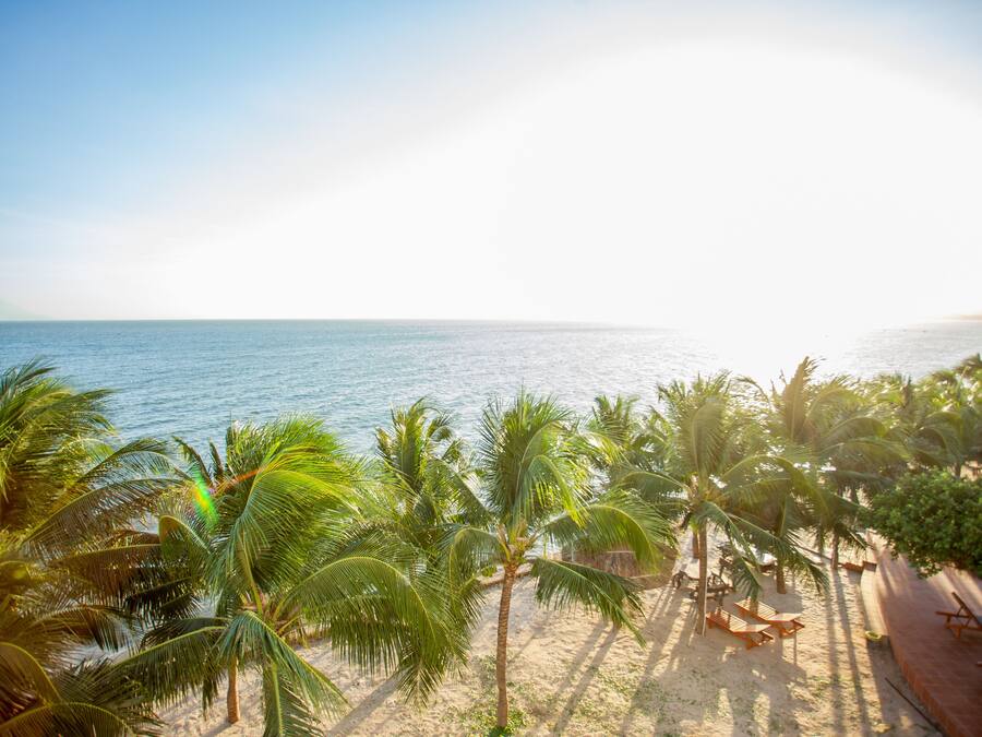 Quarto Familiar, vista para a piscina | Vista do quarto