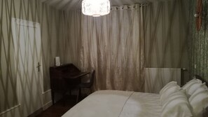 Quarto Duplo | Vista para o jardim