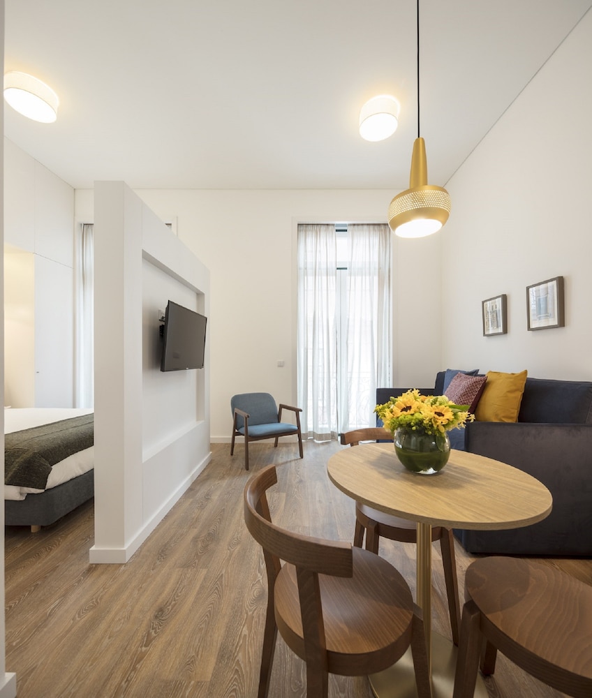 Lisbon Serviced Apartments Chiado Emenda - Lisbon