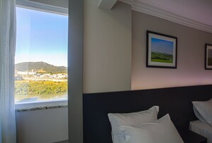 Quarto Triplo, 3 camas individuais | Vista do quarto