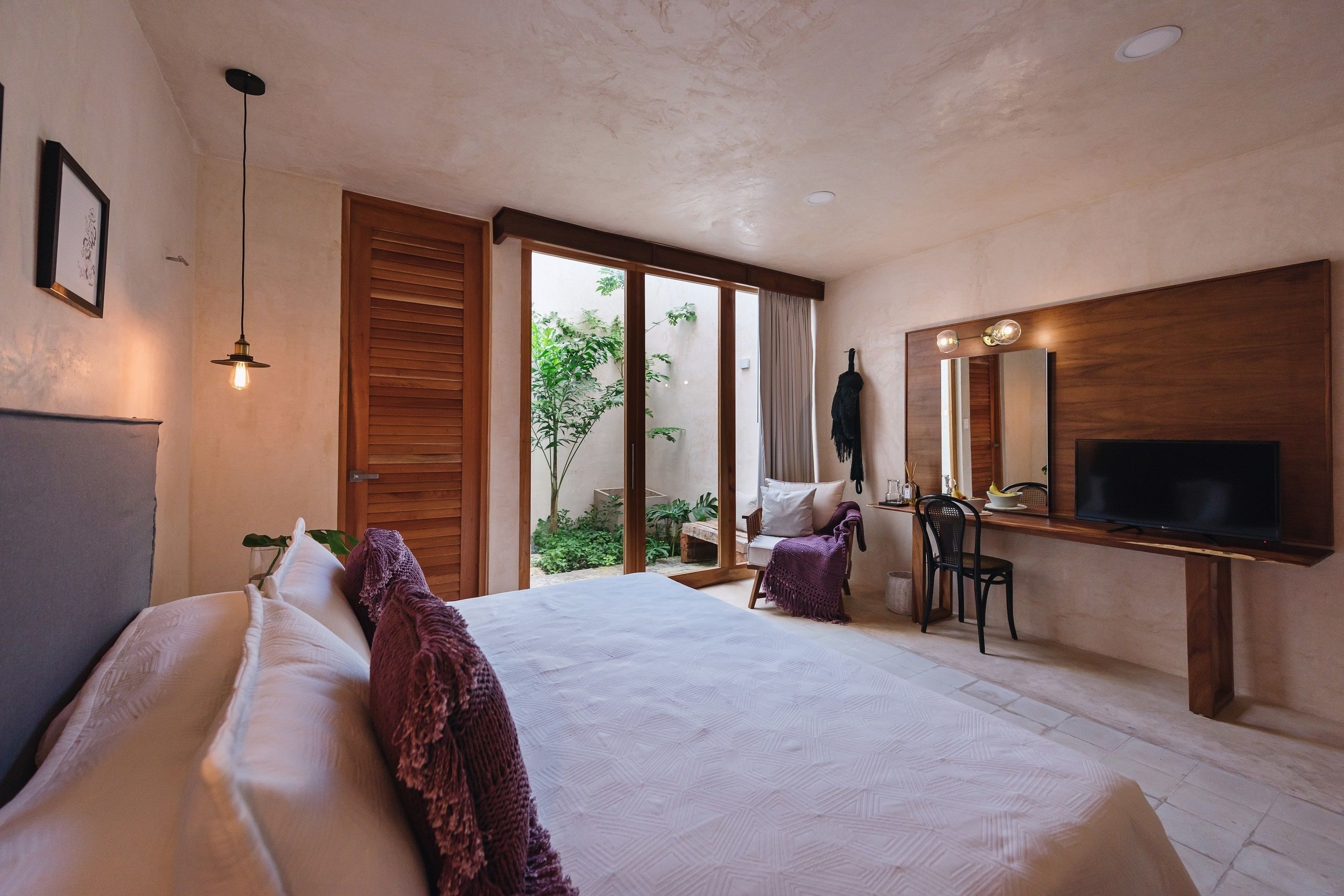 Quarto luxo, 1 cama de casal, vista para a piscina, no jardim | Roupas de cama antialérgicas, cofres nos quartos