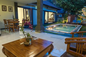 Entrada (vista interior)