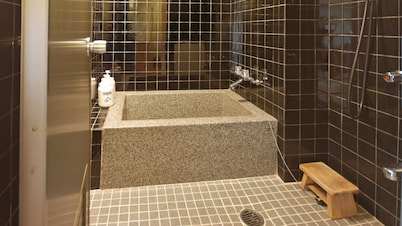 Nakamasu Ryokan